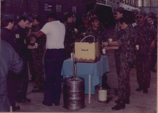 17 de julho de 1990 - O Esquadrão Adelphi passa a operar em sua base - SBSC